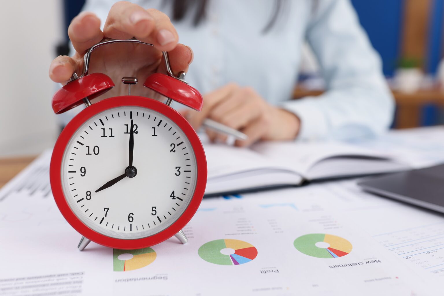 How Managers Can Curb Invisible Off-The-Clock Work Claims | BeLabor the ...